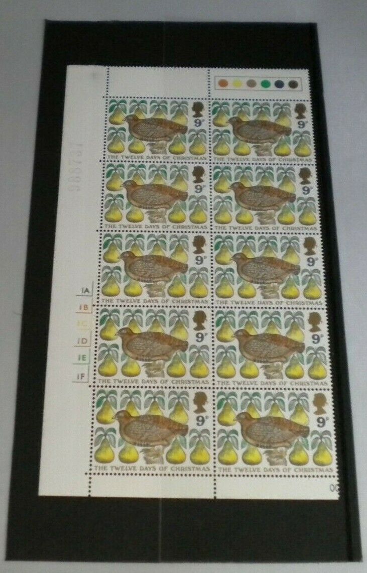 1977 THE TWELVE DAYS OF CHRISTMAS 9p BLOCK OF 10 STAMPS MNH & TRAFFIC ...